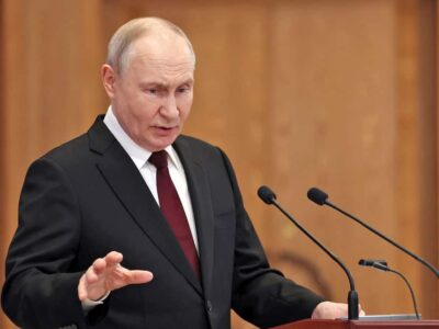 ロシア大統領府とFSB対立、プーチン氏権威低下の表れか | olasonic.jp
